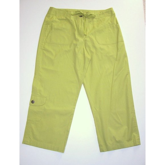 villager | Pants & Jumpsuits | Villager Capris 8 Cropped Pants Green ...